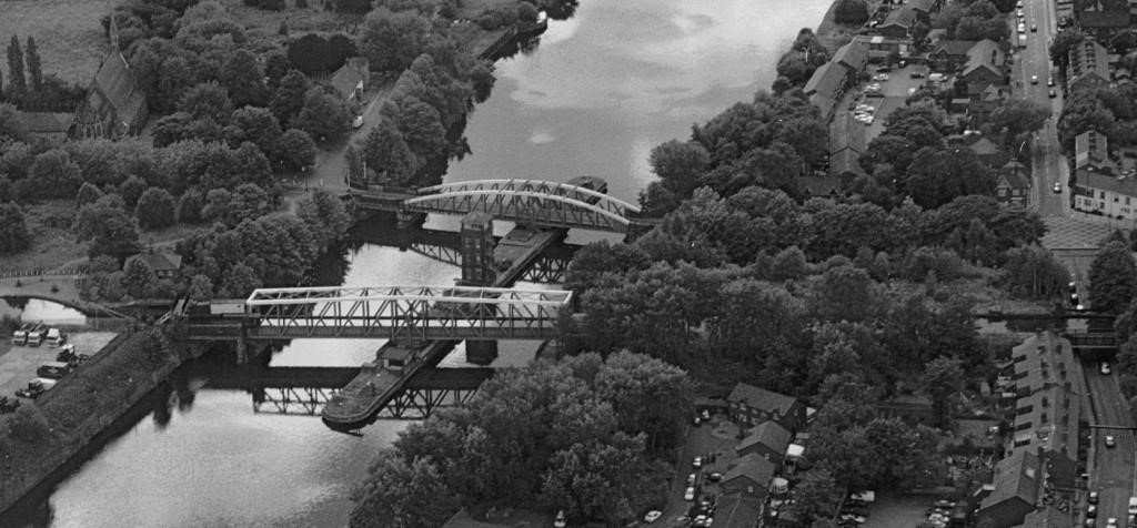 From Castle to Wonder – The Tale of Two Aqueducts – Bridgewater Canal ...